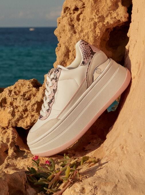 Michael Kors: Designer handbags, clothing, watches, shoes, and more ...